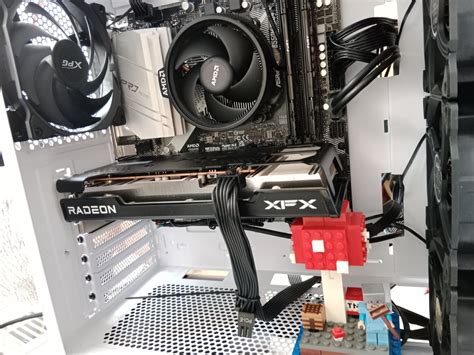 You Think This Is A Good Gpu Anti Sag Thing R Pcbuild