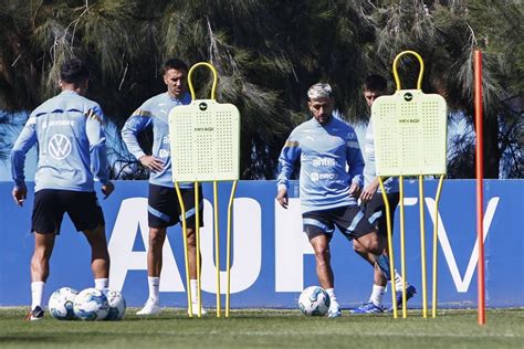 Todo Moda Los Looks De Las Figuras De La Selección Uruguaya En Su
