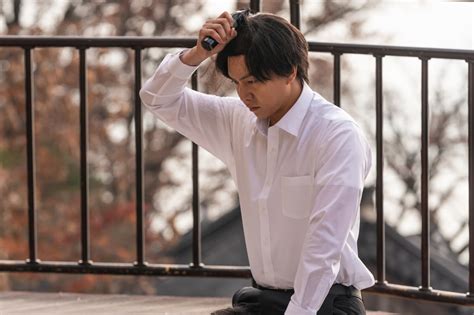 출가 이승기 머리 직접 밀었다…삭발 고민조차 없어대가족 텐아시아