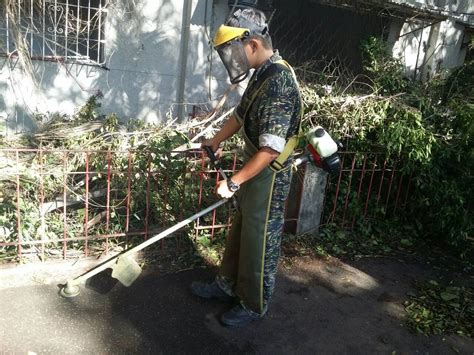 中華民國海軍 「蘇迪勒」颱風帶來強風暴雨，兩棲履保廠官兵除了執行營舍各項復原工作外，並投入輔支眷村環境整理，協助居