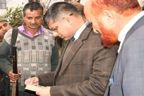 Weapons Issued To Village Defence Guards In Rajouri