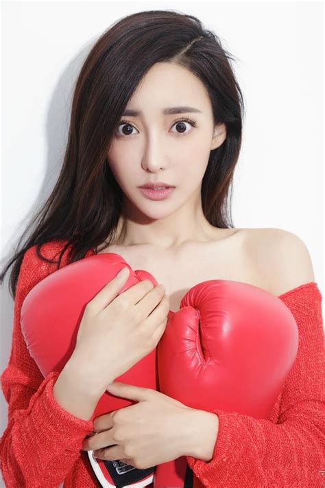 新晉小花旦，顏值高，身材好，你覺得她會紅嗎 每日頭條