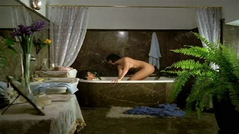 Naked Valentine Demy In Casa Di Piacere