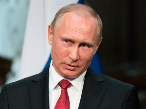 Renuncia Todo El Gabinete De Vladímir Putin