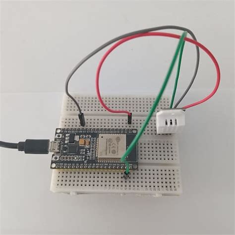Read Temperature And Humidity Measured By Dht22 Sensor Connected To