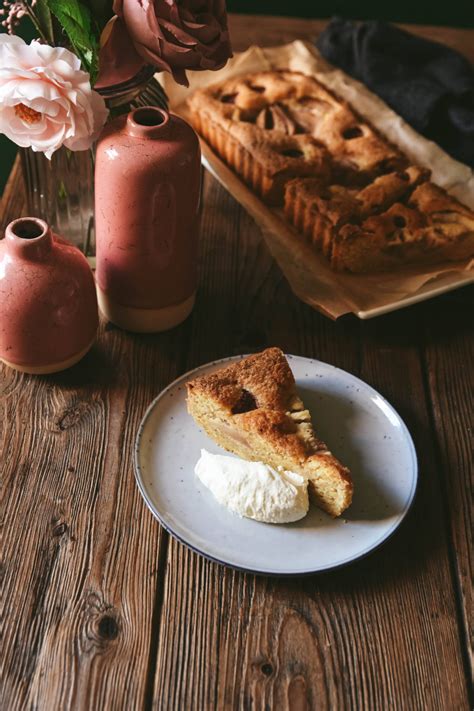 Pear And Raspberry Frangipane Tart