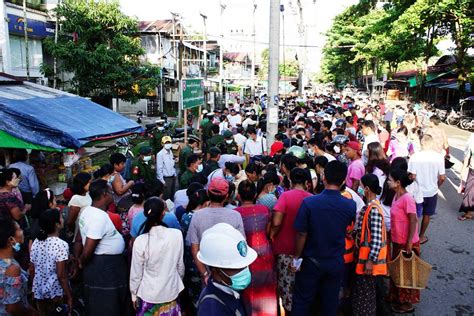 သံတွဲမြို့နယ်အတွင်းရှိ ပြည်သူများအား အခြေခံစားသောက်ကုန်ပစ္စည်းများ ဈေးန