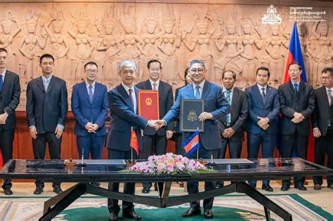 កម្ពុជា ទទួលបានហិរញ្ញប្បទានទឹកប្រាក់ប្រមាណ ២លានដុល្លារអាមេរិក