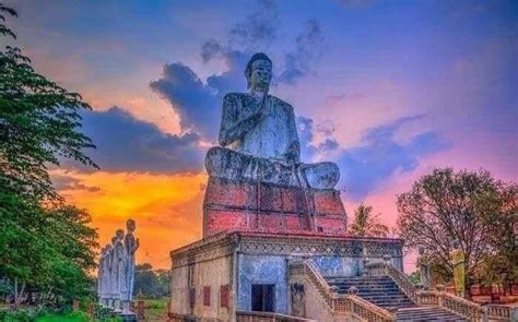 ក្រសួង ទេសចរណ៍ ៖ ប្រាសាទឯកភ្នំស្ថាបនាឡើងនៅសតវត្សទី១១ក្នុងឆ្នាំ១០២៧