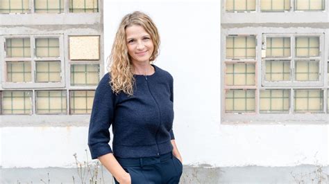 Bronja Žakelj Družba Zavrača Nesrečne žalostne Bolne Stare Rtvslosi