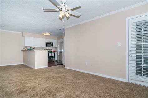 Essex Place Luxury Apartments Photo Gallery