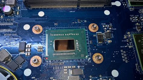 Intel Core I3 Mobile Microprocessor Family