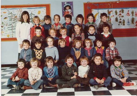 Photo De Classe Moyenne Section De Lécole Maternelle Du Parc De 1975