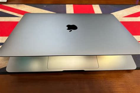 苹果macbook Air 2020款 M1 芯片版普通笔记本怎么样 Apple Macbook Air 什么值得买