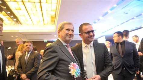 За Северна Македонија и Албанија ЕУ ќе мисли во октомври