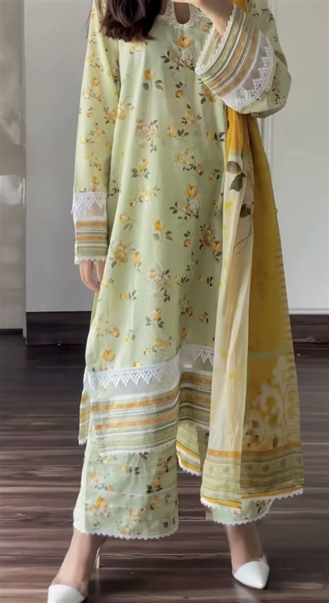 Pin By Kiran Thind On Apparels Simple Dress Casual Quick Outfits