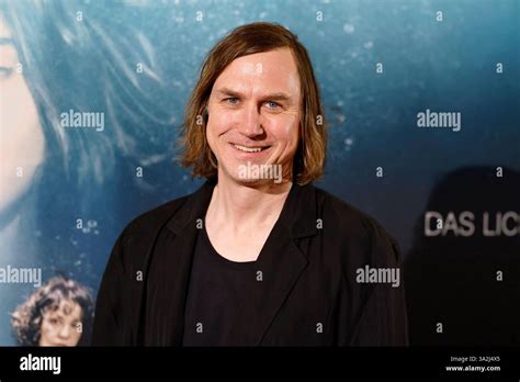 Schauspieler Lars Eidinger Bei Der Premiere Des Kinofilms Das Licht