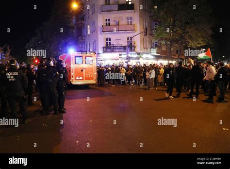 Berlin Deutschland 18 10 2023 Verbotene Pro Palästina Demo auf der