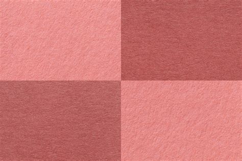 공예 다크 핑크와 마룬 종이 배경의 질감과 세포 패턴 매크로 빈티지 조밀 한 크래프트 장미 판지 0명에 대한 스톡 사진 및 기타