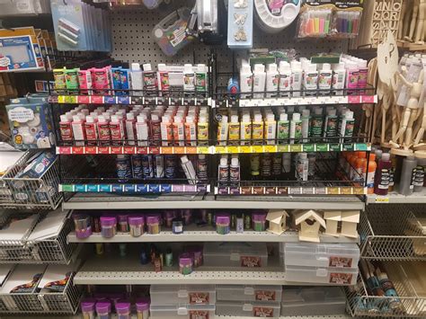Dollarama 700 Queenston Rd Queenston Mall Hamilton ON L8G 1A3 C