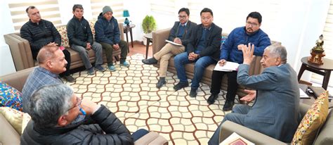 Lg Ladakh Brig Retd B D Mishra Meeting Delegation Led By Cec Ladakh