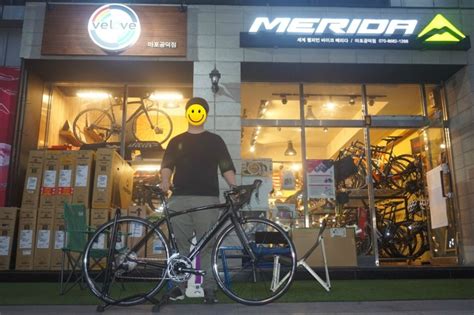 2016 메리다 스컬트라 100 출고 시마노 클라리스 등급 구동계 셋팅 스티어러까지 카본인 풀카본포크 장착 뒷변속기소라 구성의 입문급 최강의 스펙과 구성으로