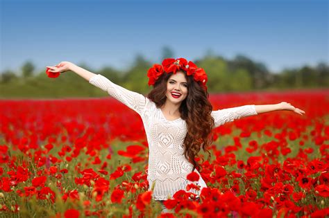 Fondos De Pantalla 2560x1706 Amapolas Campos Cabello Castaño Pelo