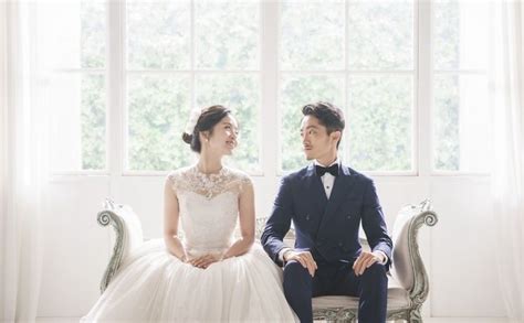 完璧にウェディングドレスを着こなしたい！おしとやかで美しい「歩き方」「立ち振る舞い」10大ポイント ウェディング ウェディング