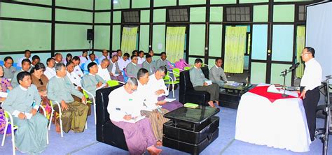 မန္တလေးတိုင်းဒေသကြီးတွင် ပြည်ထောင်စုရွေးကောက်ပွဲကော်မရှင်အဖွဲ့ဝင်များမ