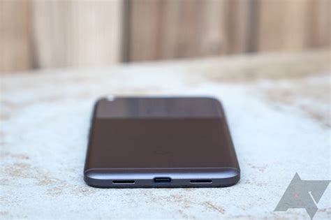 Google Clarifies Pixel Charging Speeds Pixel Peaks At Watts Only XL Can Do W