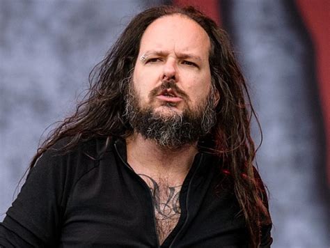Jonathan Davis fala sobre origens de hit do KoRn só pensava em sexo