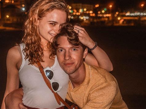 Nolan Gould And Joey King