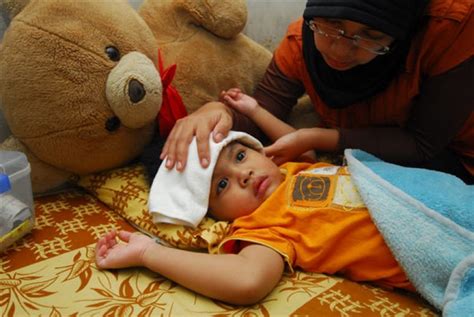 Selain Obat Bacakan 4 Doa Ini Ketika Anak Sakit