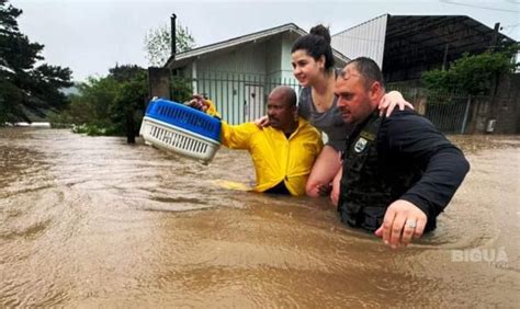 Santa Catarina Passa De 120 Cidades Afetadas Pela Chuva Forte E Segue