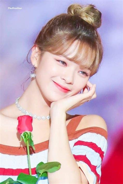Twice Jeongyeon 180801 Korea Music Festival ジョンヨン たかみち トゥワイス