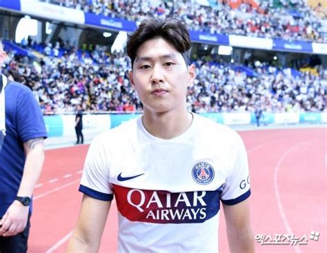Psg 선배 호나우지뉴가 전망한 이강인앞으로 더 좋은 선수 될 것 현장메모 나무뉴스