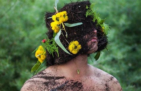 Extremele Sexualităţii Oamenii Care Fac Sex Cu… Plante Video « Cer Si Pamant Romanesc