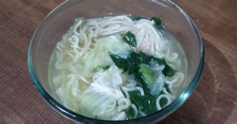 Resep Mie Kuah Jamur Enoki Oleh Tandts Kitchen Cookpad