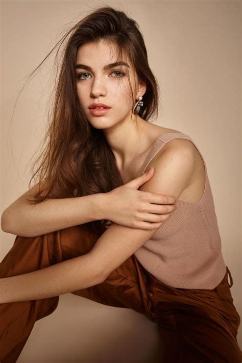 Crystal Model Management Boards Mannequins Agence De Mannequin Instagram