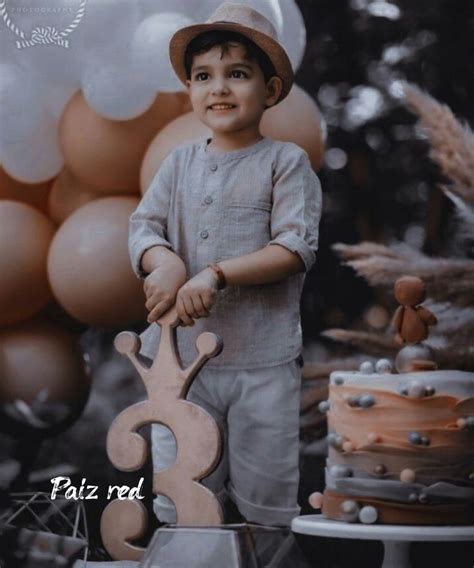 کیان قشنگم پسر وحید مون ♥️🤤 Korean Couple Garden Sculpture Decor