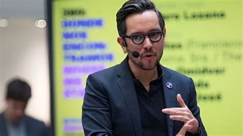 ¿quién Es Genero Lozano El Conductor De Noticias Que Será Embajador De