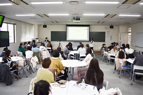令和4年度 心理学科「卒業論文最終発表会」を開催しました 和洋女子大学