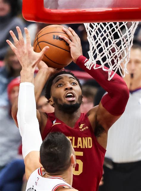 Nba常规赛骑士胜公牛东方体育