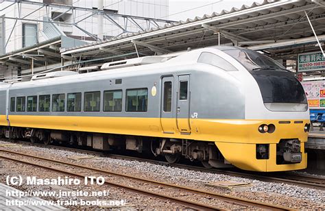 「フレッシュひたち」の仙台方先頭車（クハe653 3） トレインブックス：店長のツブヤキ