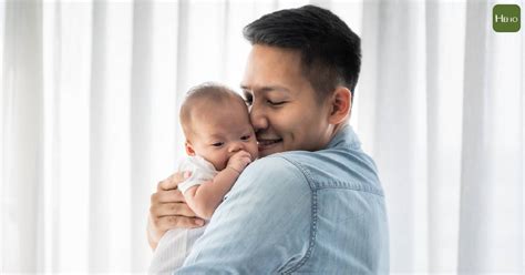 袋鼠式護理降低新生兒父親壓力反應兒童照護專家皮膚接觸還可增強親子連結 蕃新聞
