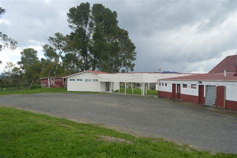Gallery Mangahanea Marae