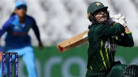 Pakistani Cricketer Ayesha Naseem 18 Announces Retirement Citing