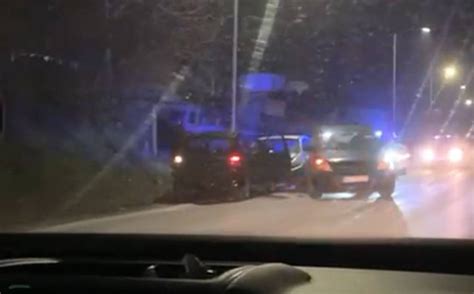 Težak lančani sudar u Novom Sadu dvoje dece povređeno VIDEO Vojvodina uživo vesti
