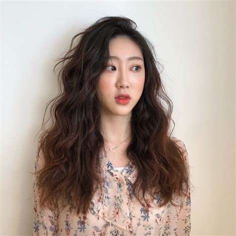청담동미용실 이프디온 원장 정은혜엘리자벳펌 빌드펌 On Instagram 🔺꾸준하게 사랑받는레인펌🔺 ☝🏻뿌리부터 흘러내리는 탄탄한 볼륨웨이브로 작은얼굴 더작게