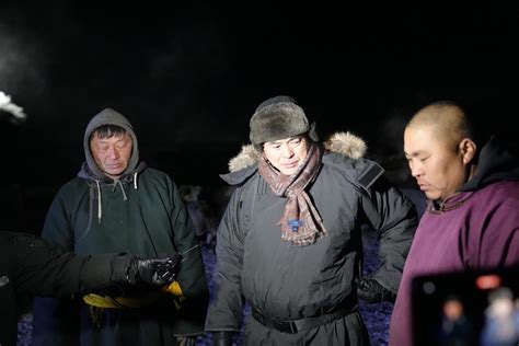 Цасан шуурганы улмаас төөрч сураггүй болоод байсан 334 иргэнийг эсэн